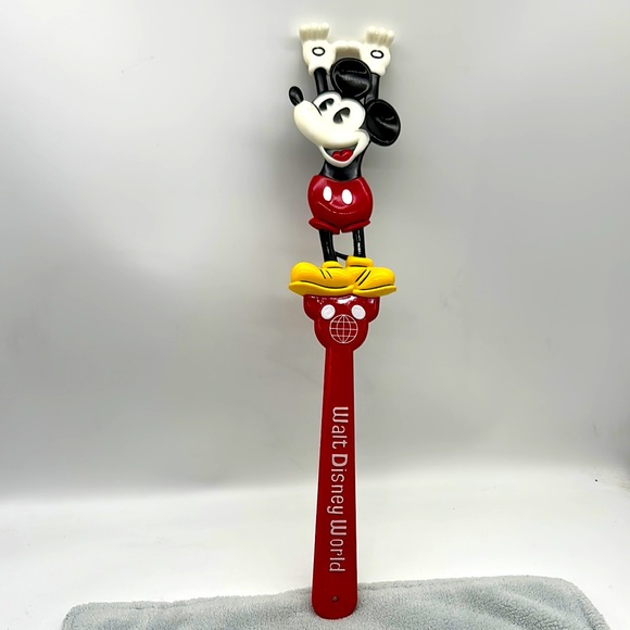 Disney | Other | Vintage Disney World Mickey Mouse Back Scratcher From ...
